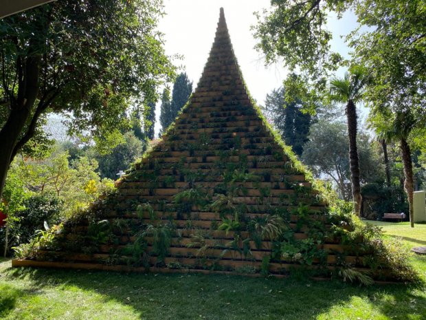 Cornucopia Magazine Agnes Denes: The Living Pyramid