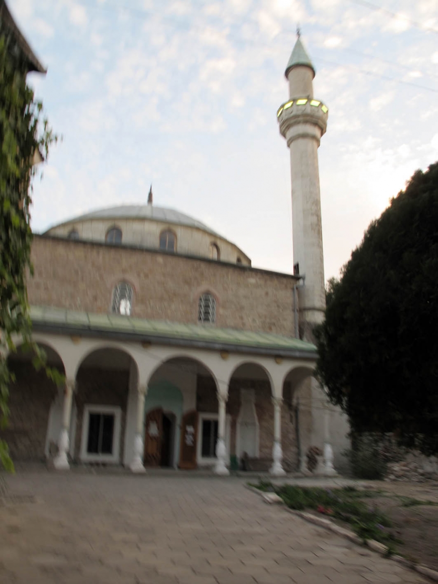 Cornucopia Magazine : A Connoisseur's Guide to Feodosiya